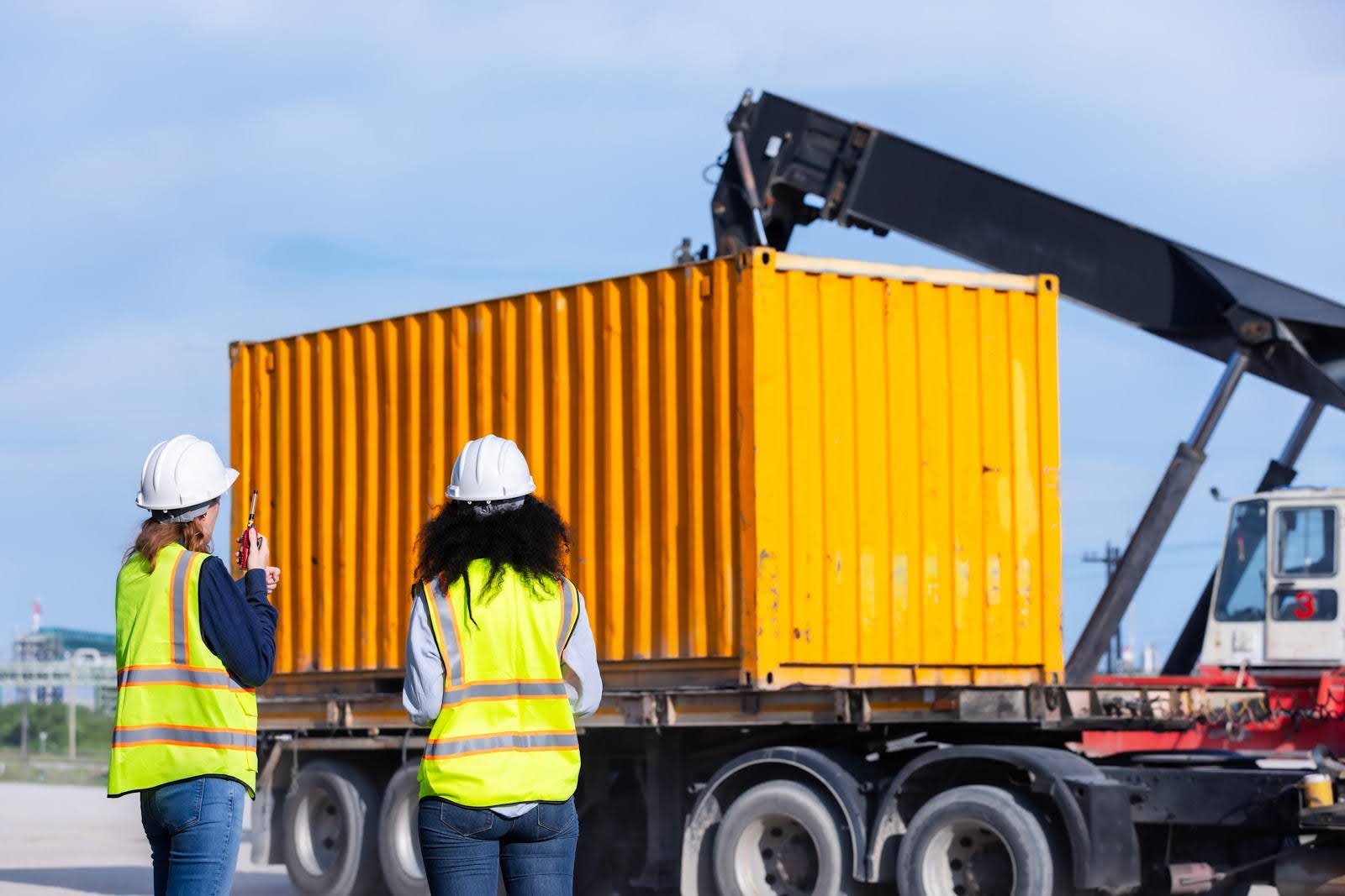 FCA Incoterms (Free Carrier): What It Means + 5 Tips for 2026