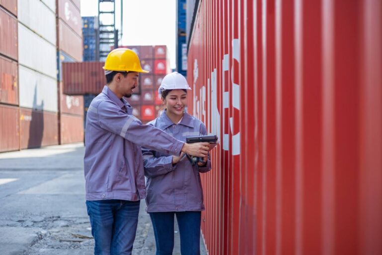 Commercial Invoice and Packing List (CIPL) in Shipping | Base