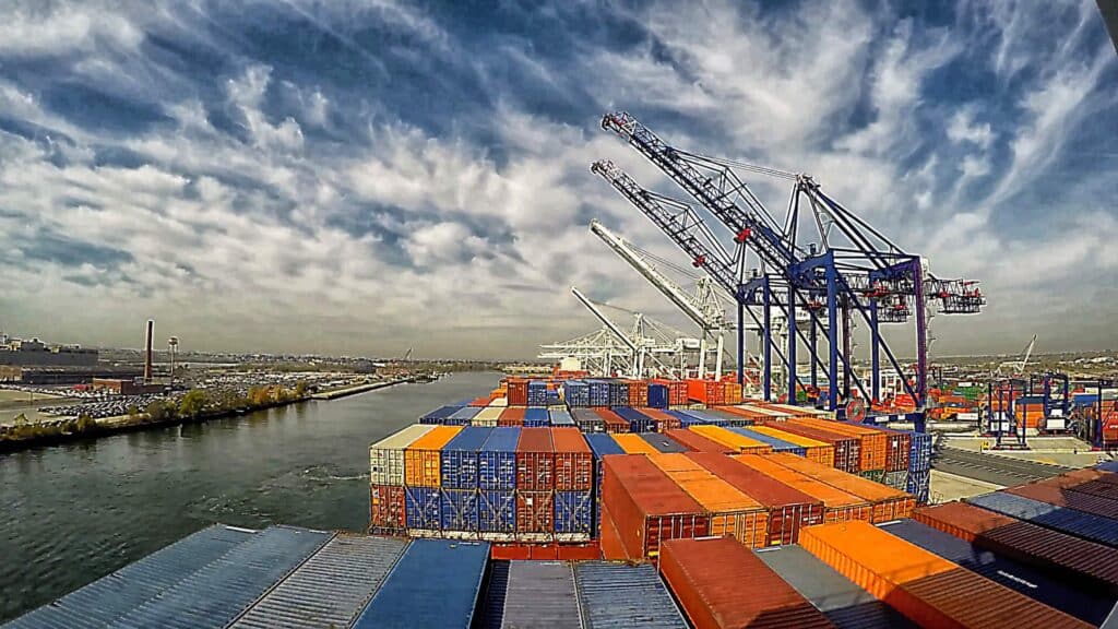 Customized Port Calls: How Agents Handle Real-World Variability